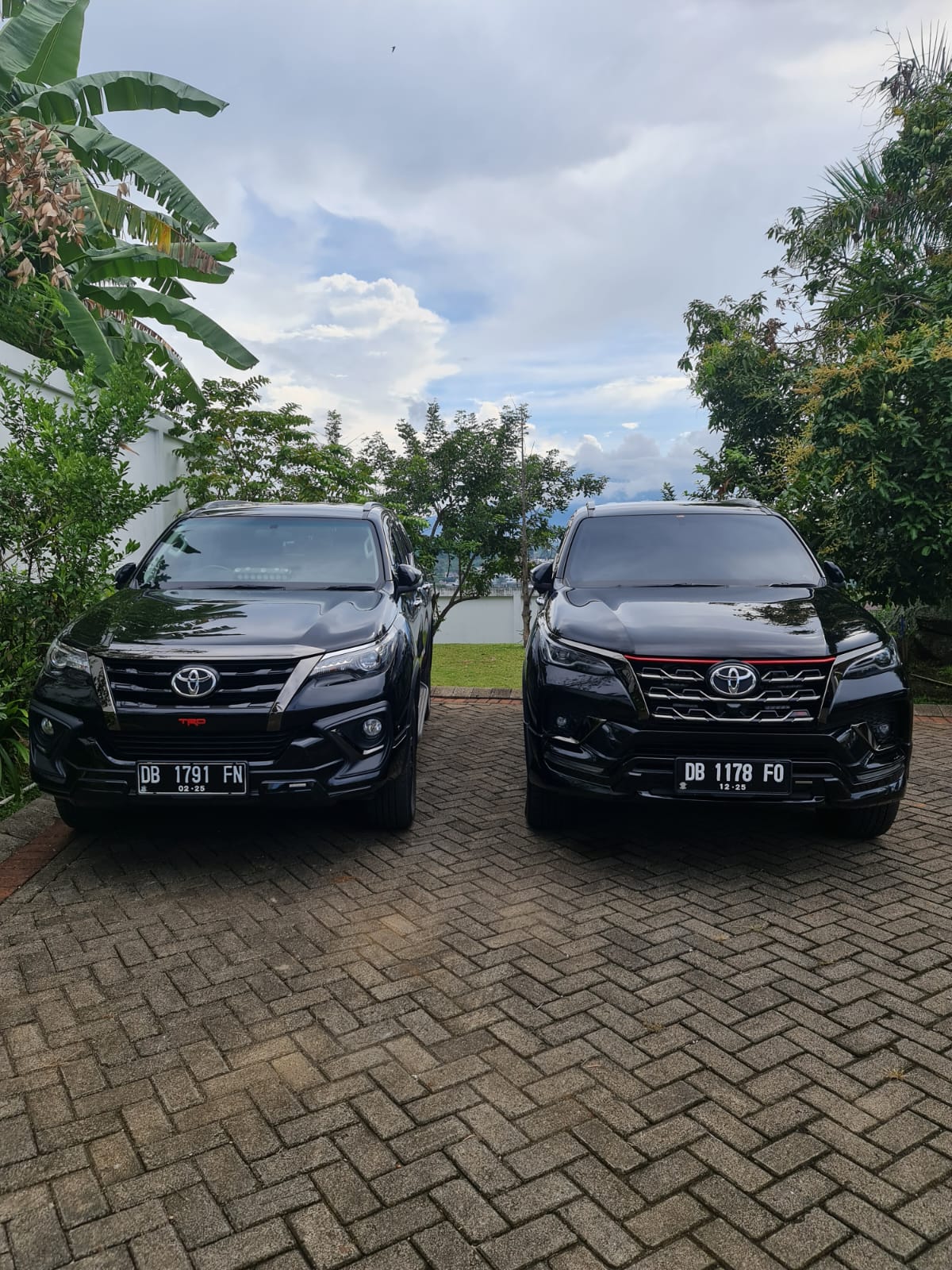 Sewa Mobil Manado New Innova Reborn